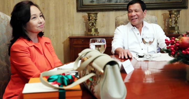 Duterte Appoints Ex President Gma As Adviser For Clark Philippine